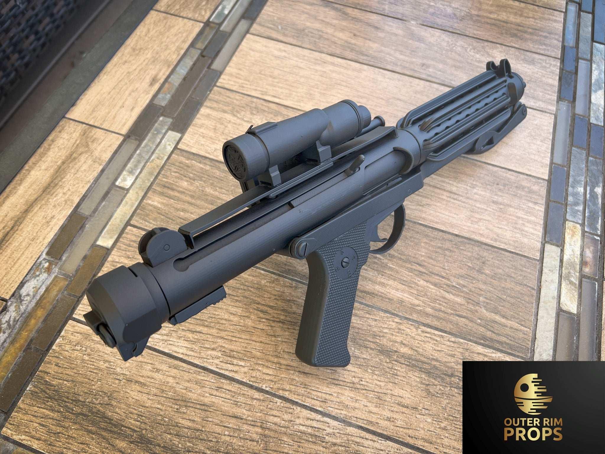 E-11 Stormtrooper Blaster – A New Hope 1:1 Screen-Accurate Replica ...